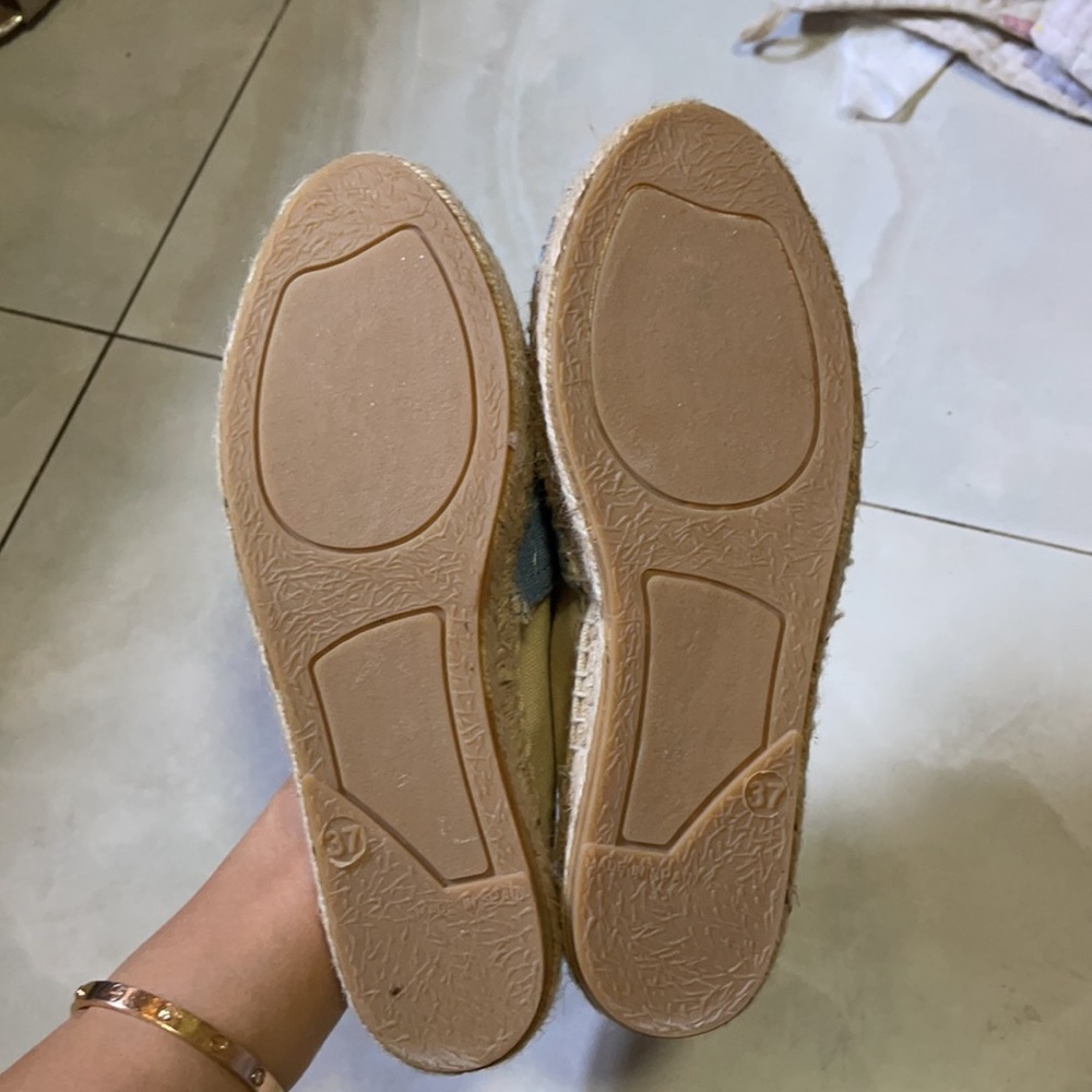 Brand New Barney New York - Gem